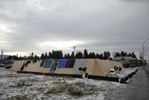 UPDATE: Homeless behind wooden walls next to Jubilee Park - The ... UPDATE: Homeless behind wooden walls next to Jubilee Park - The ...