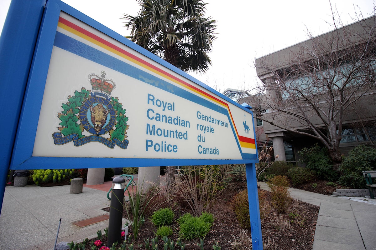 B C Mountie Re Hired In Appeal After Sending Sexual Texts To Domestic