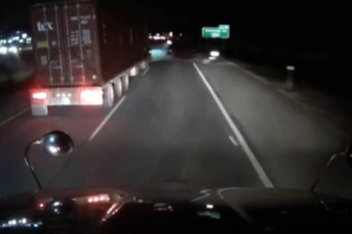 VIDEO: Abbotsford highway crash sees vehicle swerve into oncoming traffic, but avoid collision ...