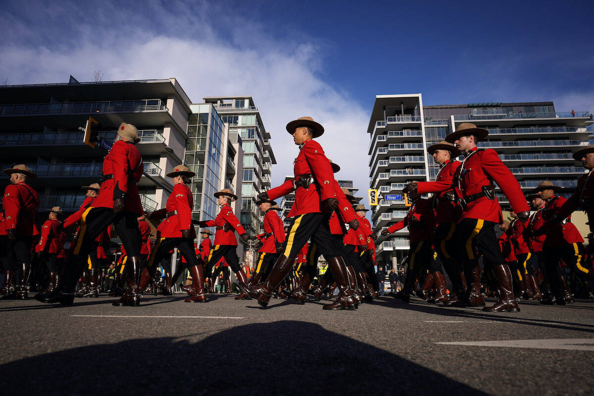Photos A Sea Of Red Serge As Thousands Of Officers Honour Bc Rcmp Const Shaelyn Yang 9703