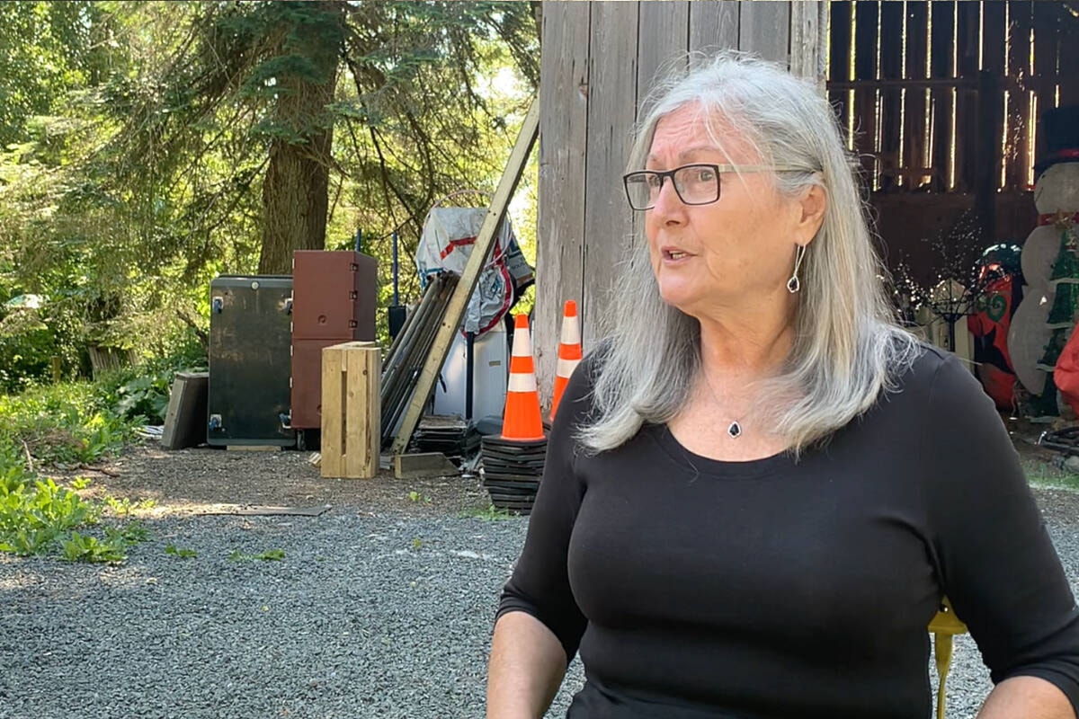 Video Comox Valley Non Profit Builds Shelters Out Of Sea Containers