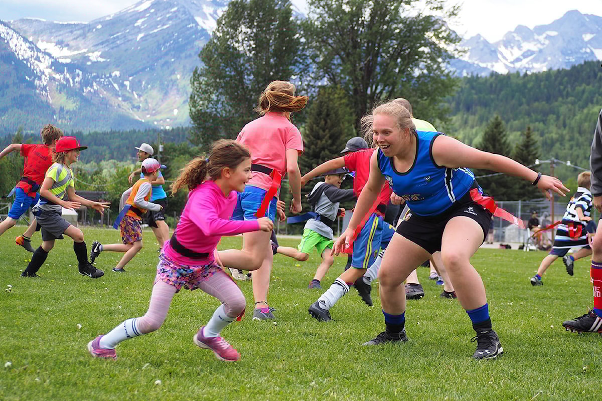 Kids learn rugby union skills - Fernie BC News Kids learn rugby union skills - Fernie BC News