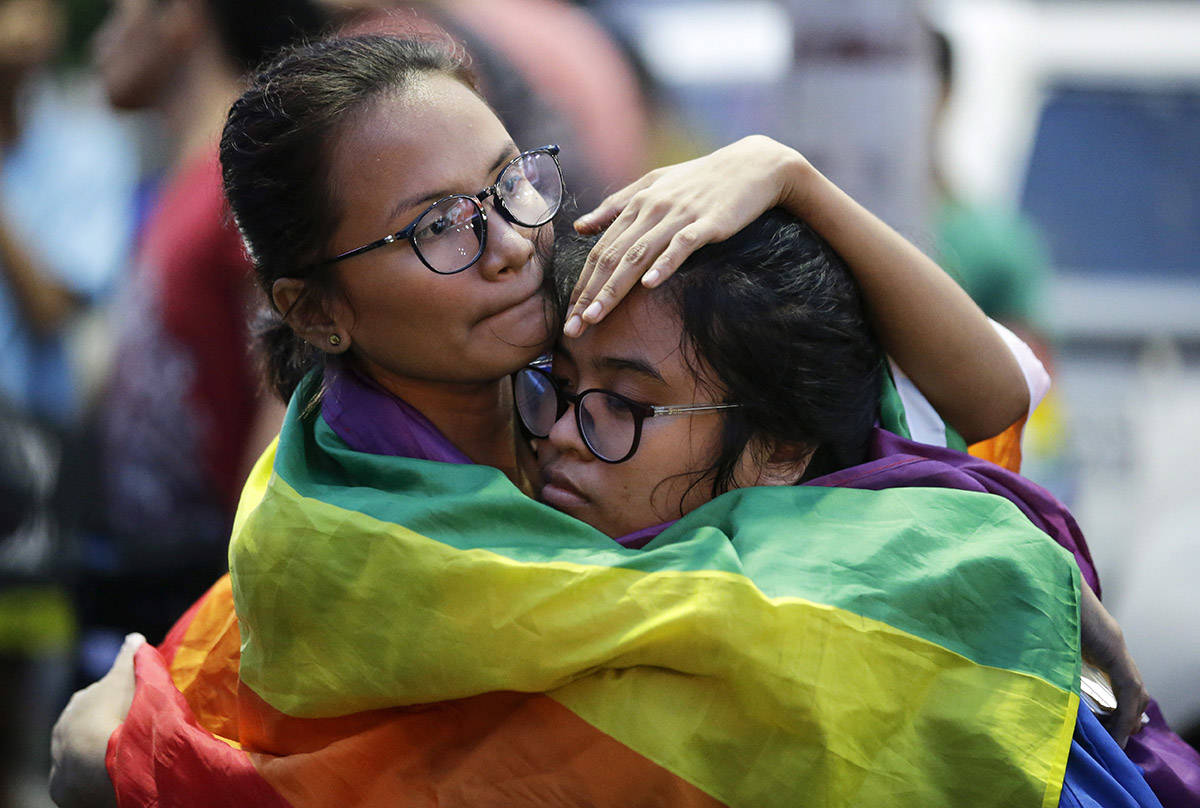 Photos Hundreds Gather At Stonewall 50 Years After Lgbtq Uprising