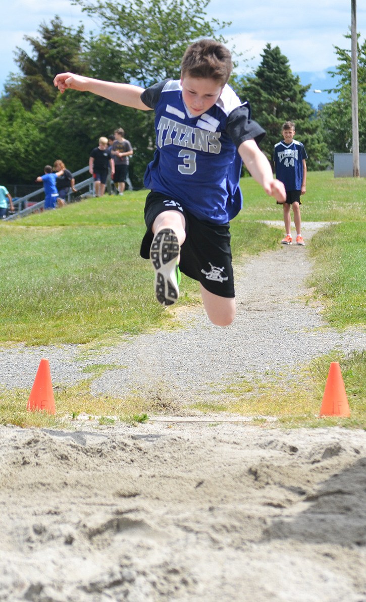 Langley Middle Schools Sports Day held at Aldergrove - Langley Advance ...
