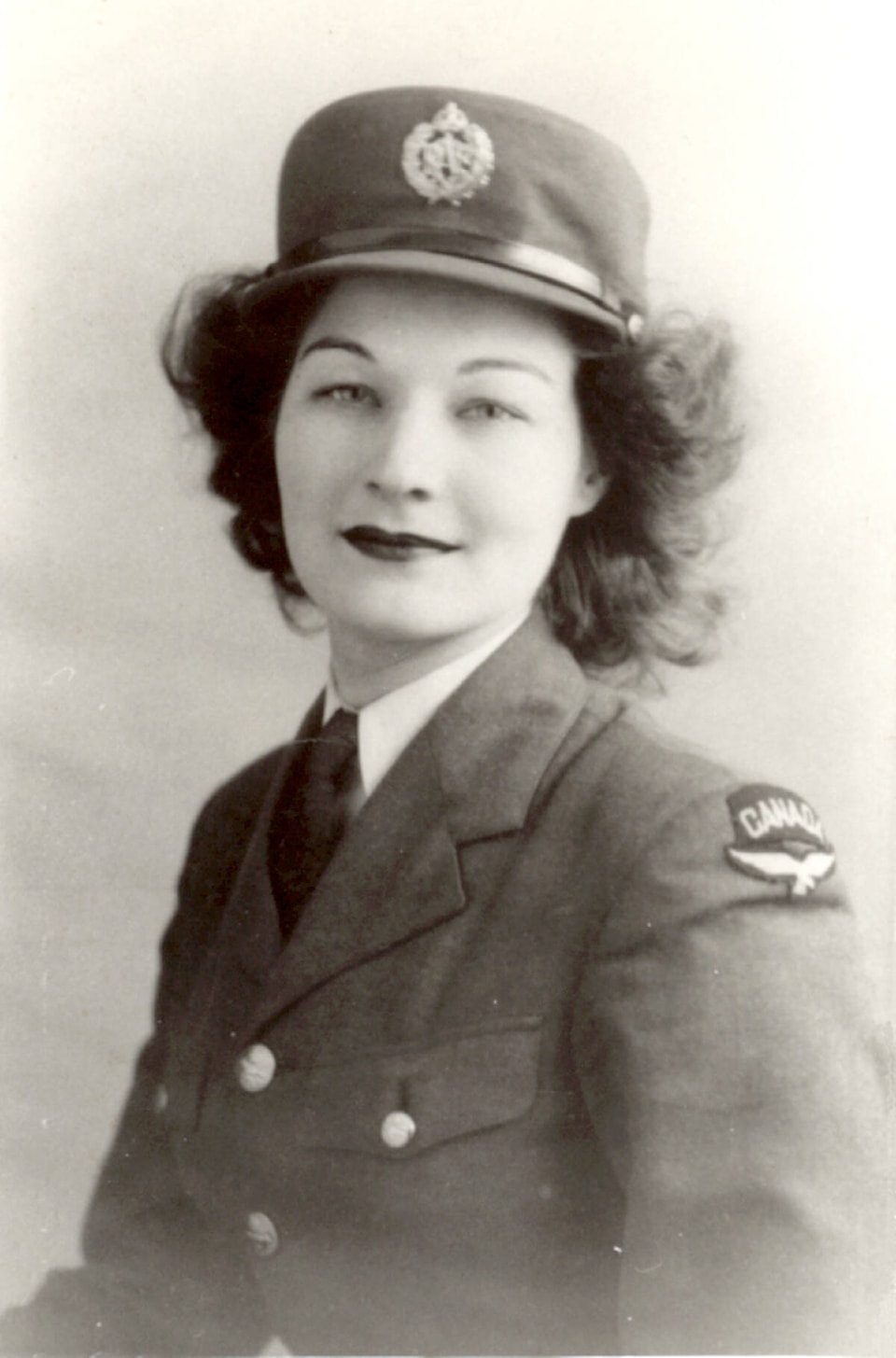 Looking Back Life As A Military Entertainer During Second World War
