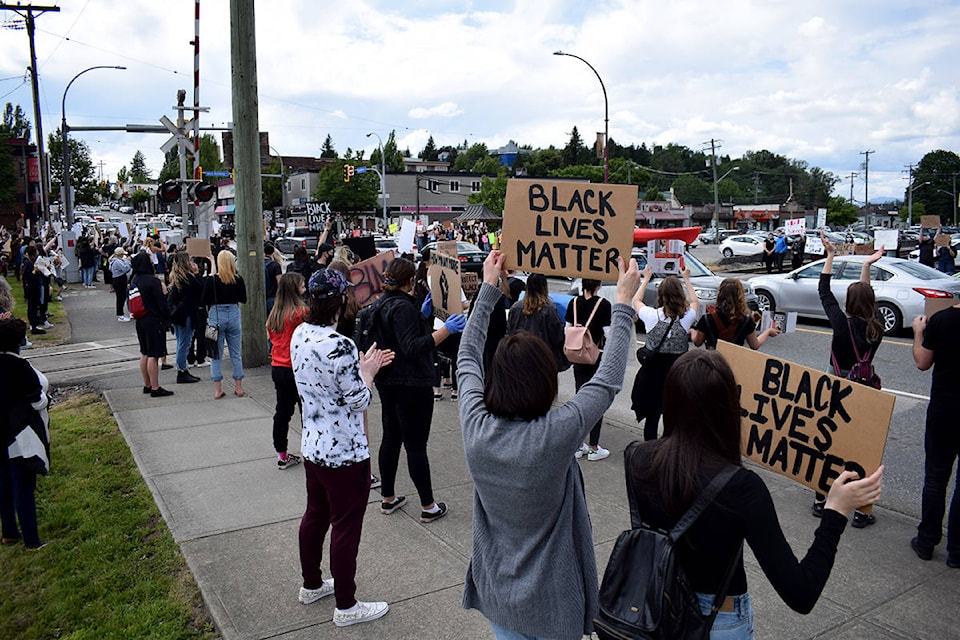 Photos Hundreds Demonstrate In Abbotsford For End To Racism Mission