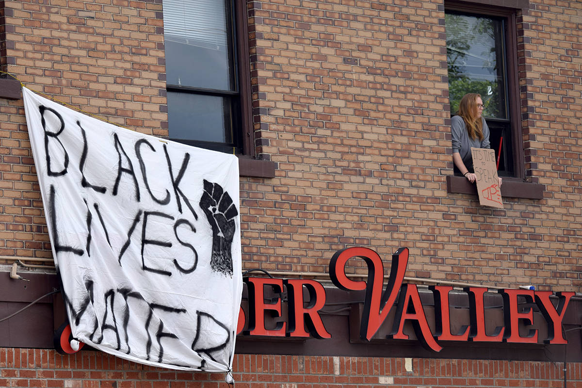 Photos Hundreds Demonstrate In Abbotsford For End To Racism Mission