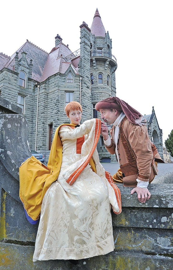Lovin’ Shakespeare-style at the castle - Monday Magazine Lovin’ Shakespeare-style at the castle - Monday Magazine