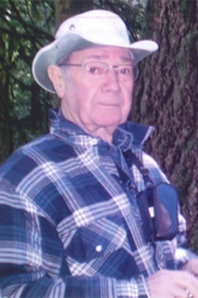 Maxwell Beck - Obituary - Nanaimo - Nanaimo News Bulletin
