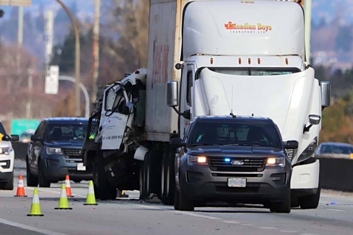 Alberta Rcmp Remind Drivers Of Commercial Vehicle Safety Tips Ponoka News 2289