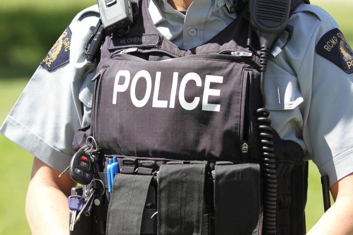Red Deer Rcmp Investigate Reported Assault Theft Red Deer Advocate 7428