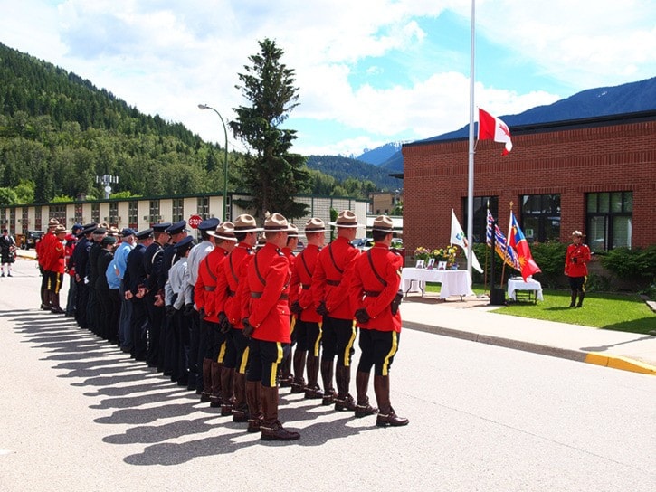 Community Comes Out To Honour Slain Rcmp Officers Revelstoke Review 2720