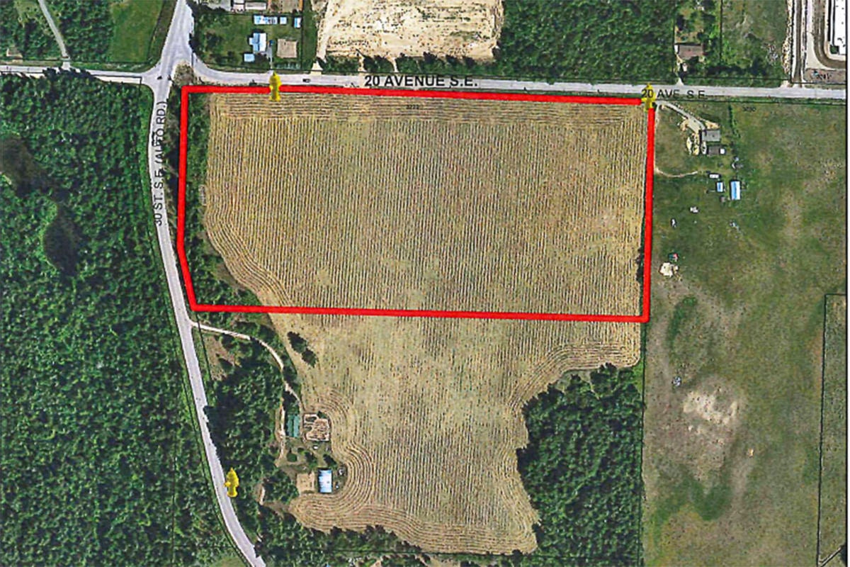 Request to bypass bike lanes along property by Salmon Arm airport gets ... Request to bypass bike lanes along property by Salmon Arm airport gets ...