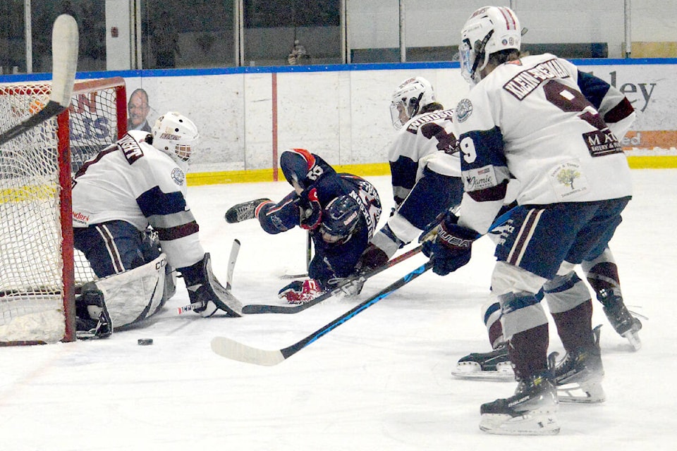Oceanside Generals down Comox Valley 4-2, lead VIJHL playoff series 2-1 ... Oceanside Generals down Comox Valley 4-2, lead VIJHL playoff series 2-1 ...