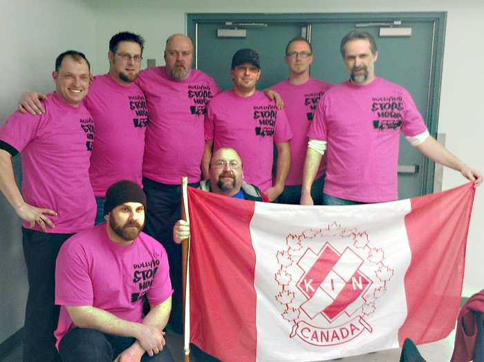 Kinsmen wear anti-bullying pink shirts - Summerland Review