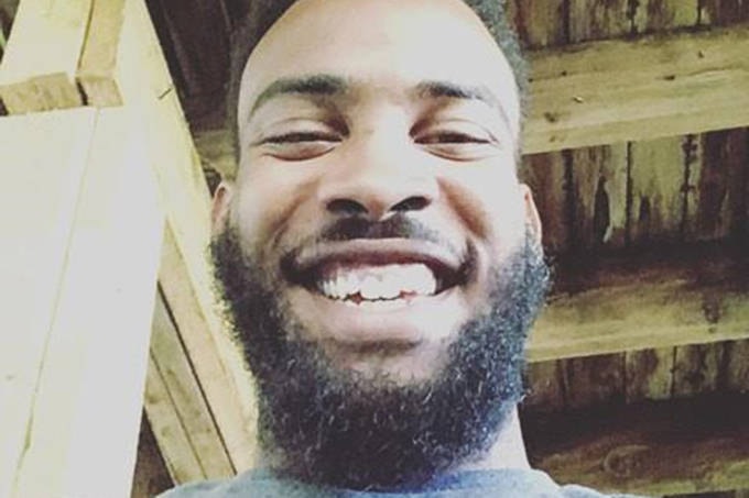 2 Vancouver Police Officers Charged With Assault In Arrest Of A Black Man Vancouver Island 4515