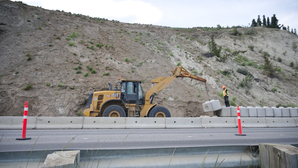 Robert Service Way traffic pattern returning to normal this week ... Robert Service Way traffic pattern returning to normal this week ...